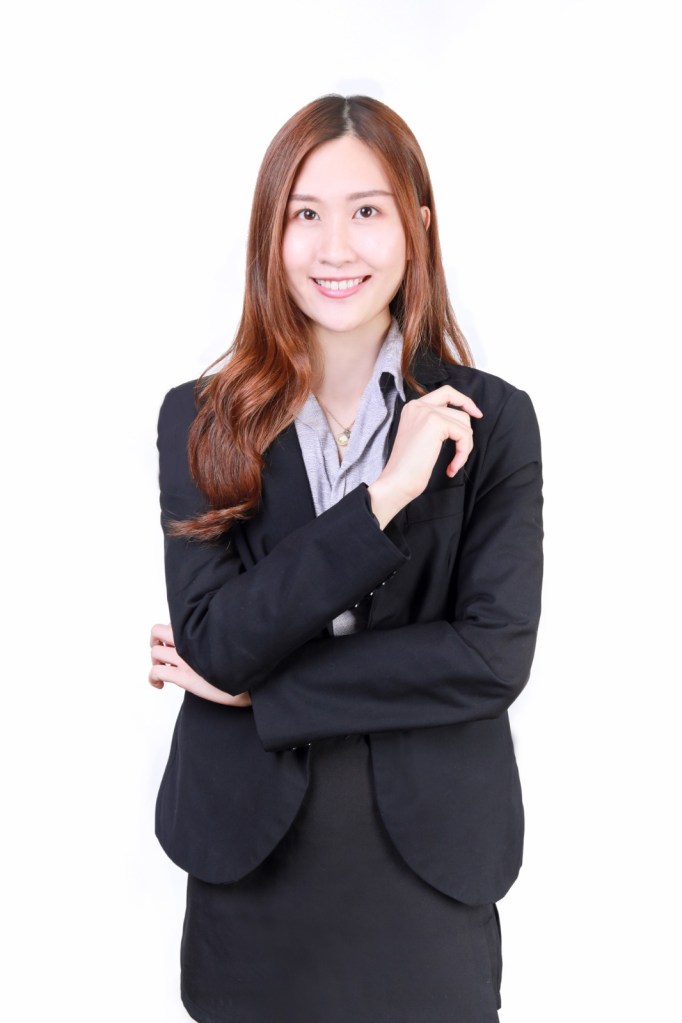 Professional CV Photo – Icefire Studio